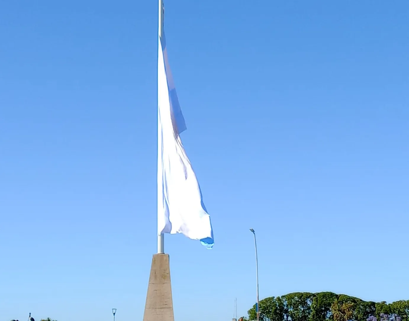 “Éramos tan pobres…”: la bandera nueva que, según el viento, se ve ...
